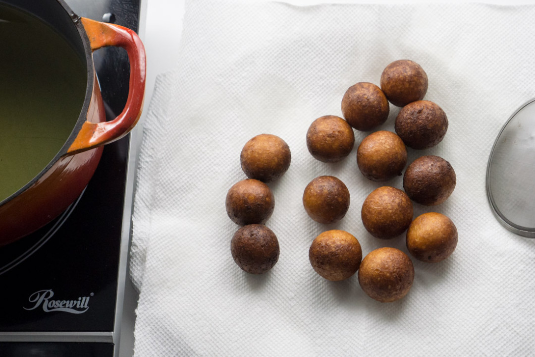 Indian Doughnuts in Rose-Scented Syrup (Gulab Jamun) - nommymommy